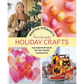 Martha Stewart's Handmade Holiday Crafts: 22...