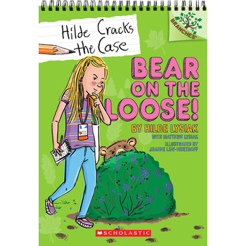 HILDE CRACKS THE CASE #2: BEAR ON THE LOOSE! 小记者希尔德系列：逃跑的熊 进口故事书