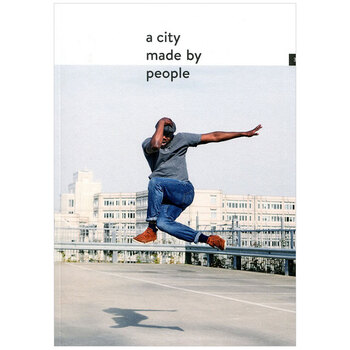 【包邮】【订阅】a city made by people   城市生活风格志 荷兰英文 年订2期原版