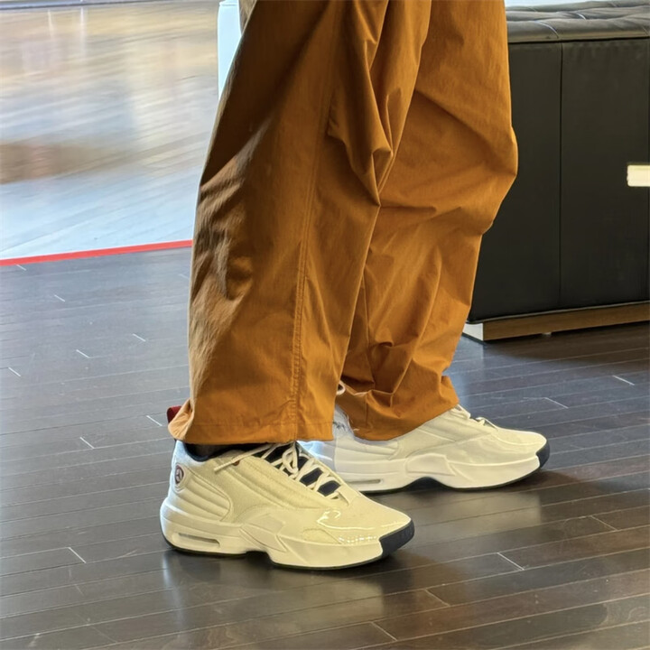 耐克（NIKE）Jordan Max Aura 6男款 白色防滑耐磨舒适透气百搭低帮生活休闲鞋 FQ8298-100白蓝 40 (250mm ...