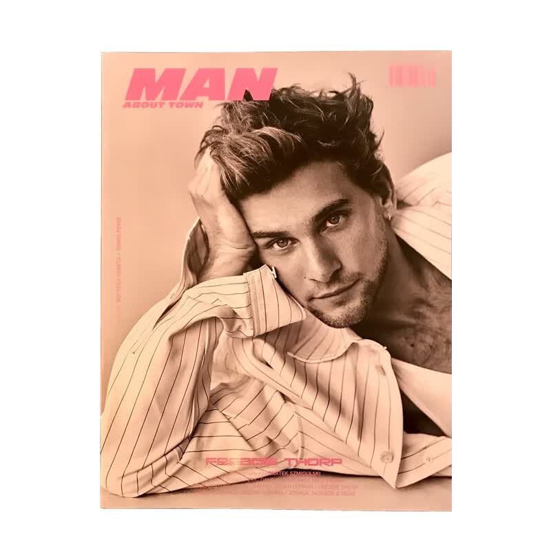 MAN ABOUT TOWN 2022年02期 22AW 封面随机发货 英文原版时尚期刊杂志 善本图书 MAN ABOUT TOWN(UK) -共2期 2