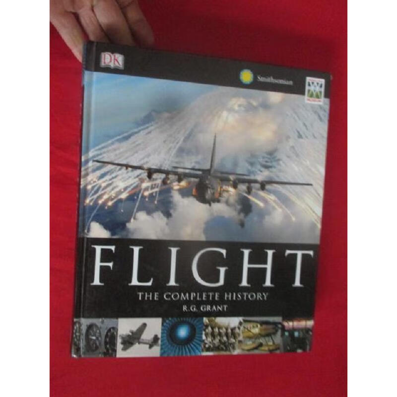 Flight     (大16开,硬精装)  【详见图】