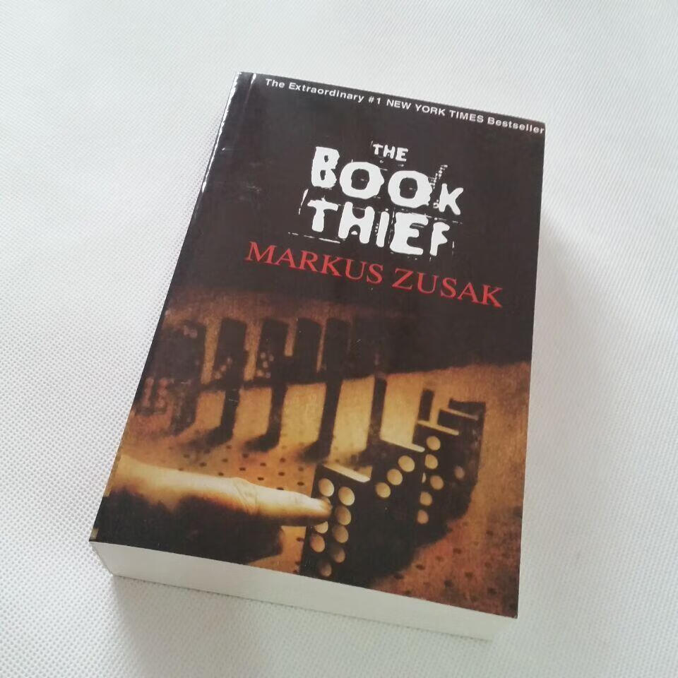 偷书贼英文版 the book thief 时尚潮流纪念
