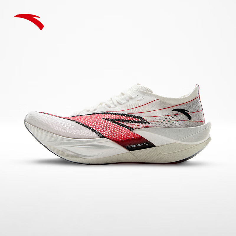 学生党必看：高性价比跑鞋推荐及选购指南_跑鞋_什么值得买