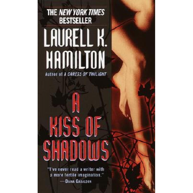 A Kiss of Shadows 英文原版
