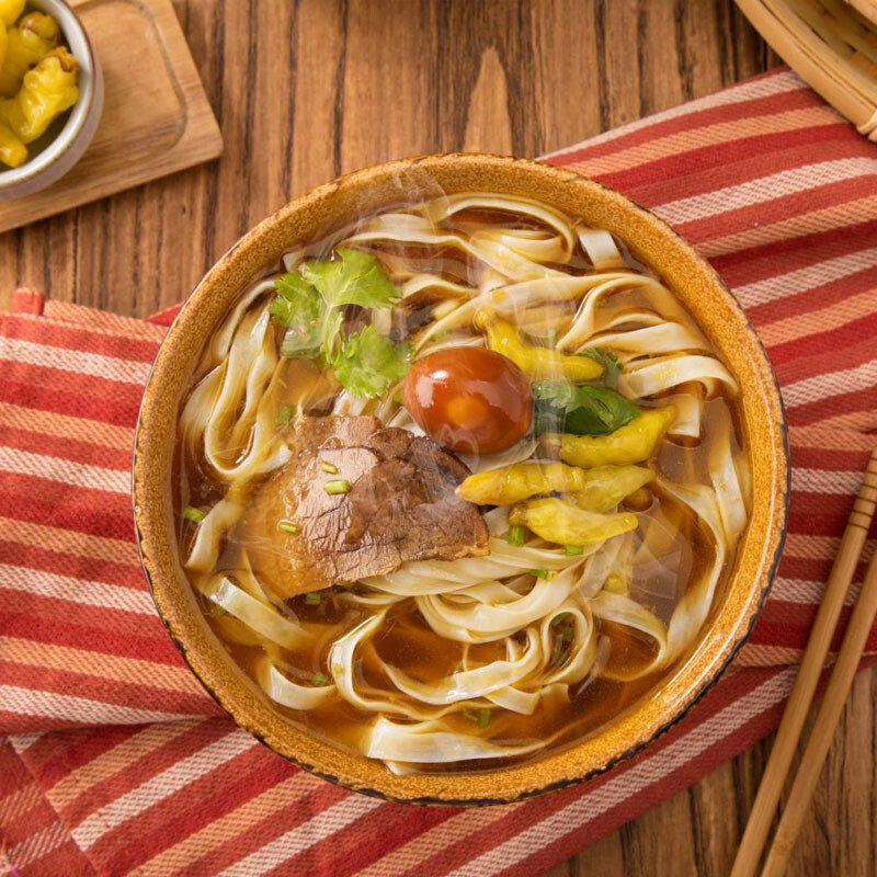 神宫 麻辣牛肉味河粉桶装正宗非油炸方便速食广东河粉免煮懒人福利 泡椒牛肉味河粉115g*6桶（中辣）,买饭粒