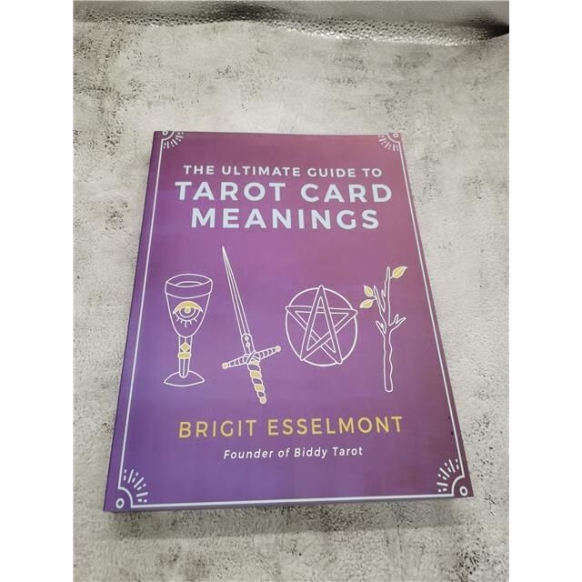The Ultimate Guide to Tarot d Meanings 英文版 现货