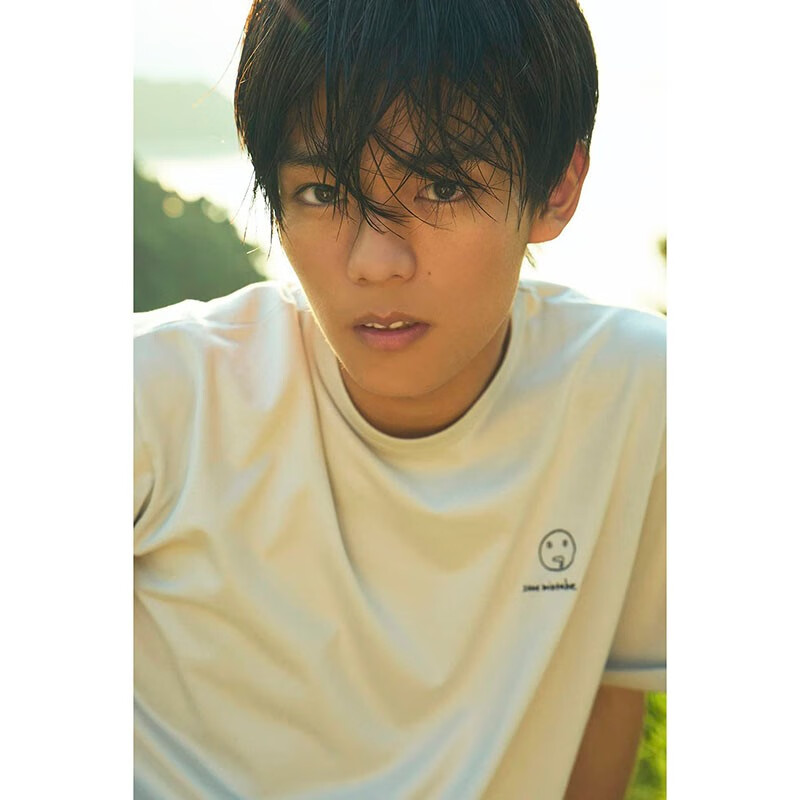 现货 日文原版 日向亘 1st写真集 KADOKAWA 人物写真摄影集艺术书籍
