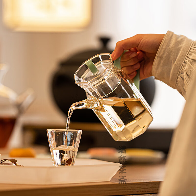 HYWLKJ新中式绿茶壶玻璃茶壶 300ml 玻璃仿宋手执壶浅绿把 300m-京东-618/双十一/双11-京东折扣隐藏大额优惠券