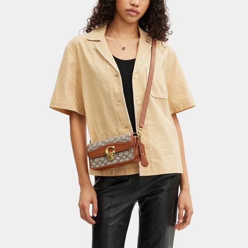 蔻驰（COACH）箱包 腋下复古老花女包：COACH 蔻驰 女士经典标志STUDIO单肩包斜挎包多少钱-聚超值