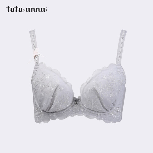 tutuanna趣趣安娜文胸内衣女小胸聚拢3////4少女日系性感舒适文胸罩 96720202（白色） 75C 229元-聚超值